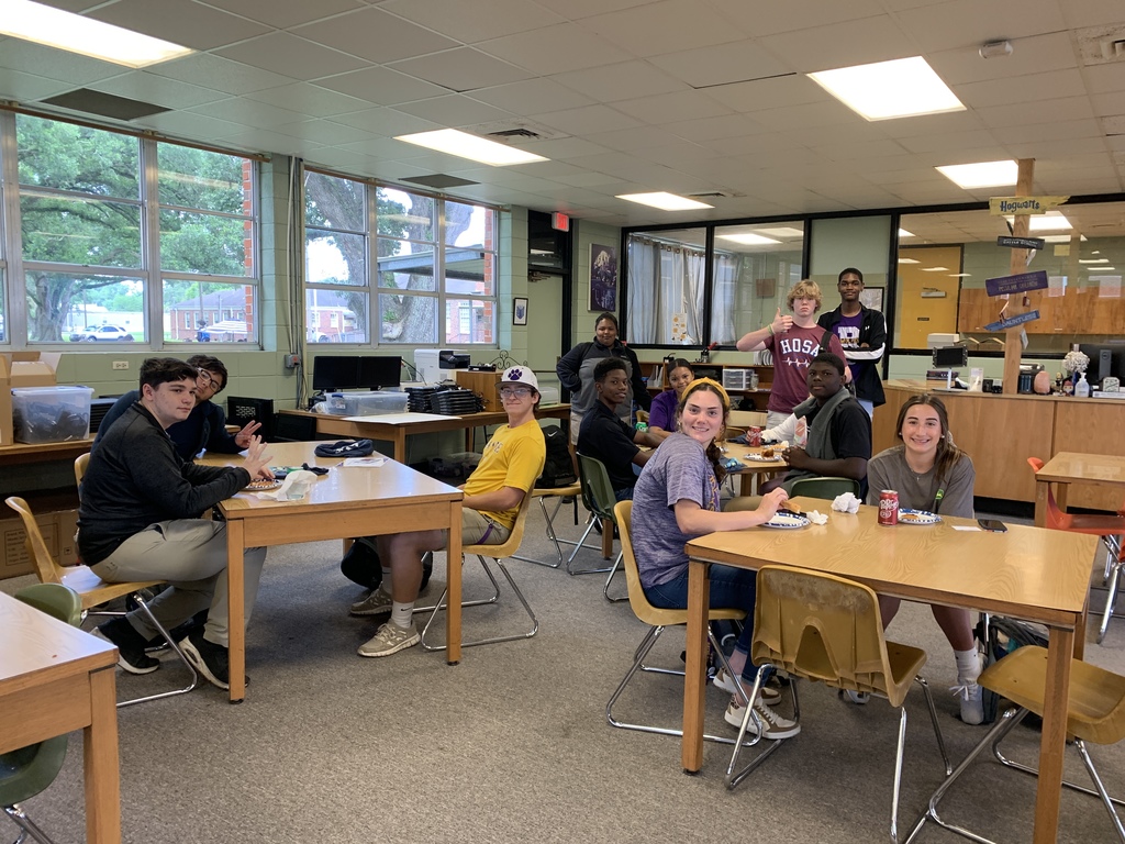 Live Feed | RAYNE HIGH SCHOOL